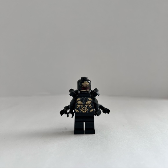 Lego | Other | Lego Marvel Super Heroes Outrider Minifigure | Poshmark